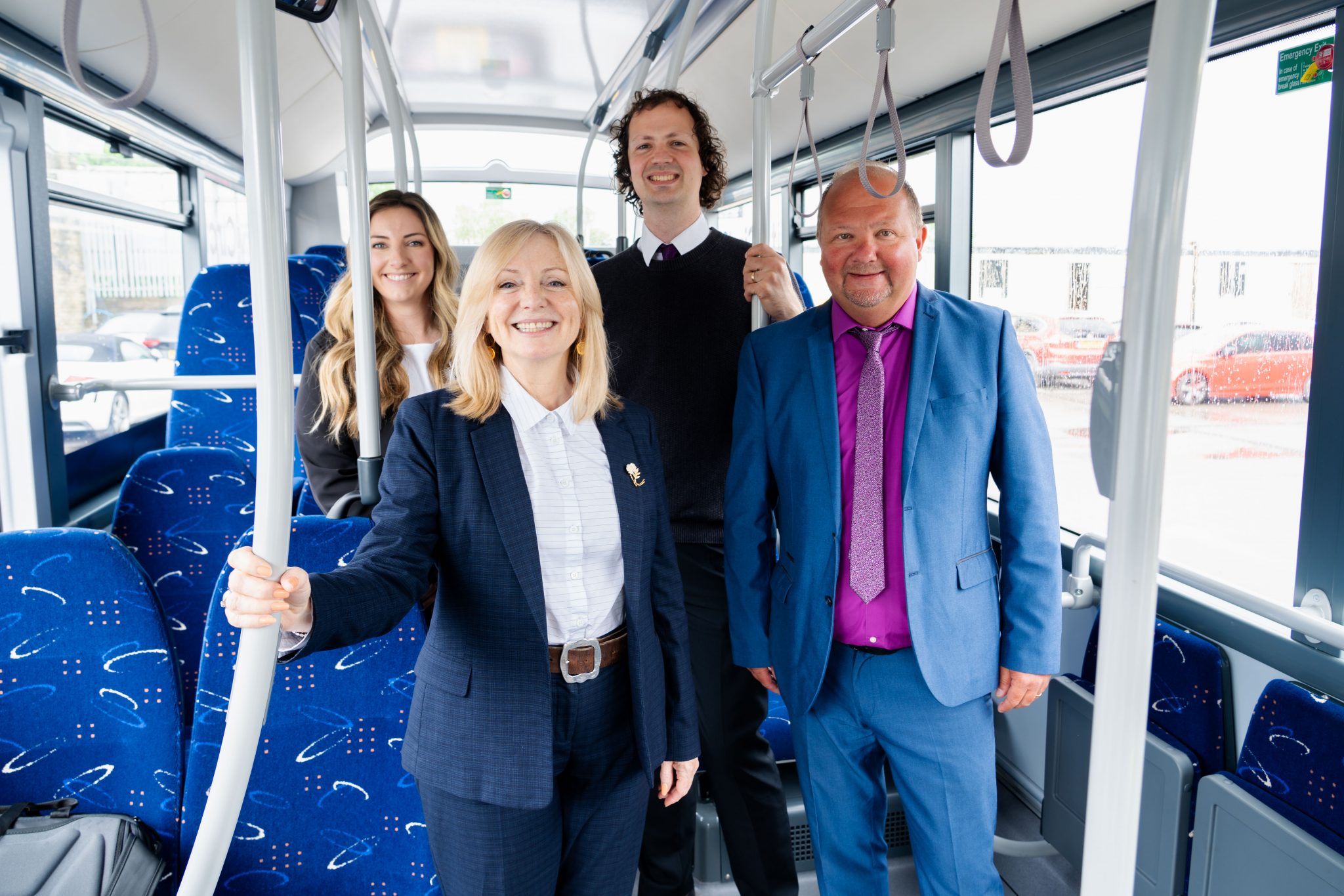 Mayor Launches New Bradford Circular Bus Service - The Yorkshire Press